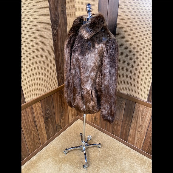 Elan Furs | Jackets & Coats | Vintage Elan Furs Evans Furs At Lazarus ...